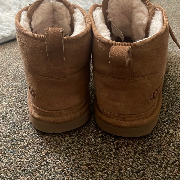 UGG | Shoes | Ugg Womens Neumel Chestnut Brown Shoes In A Size | Poshmark